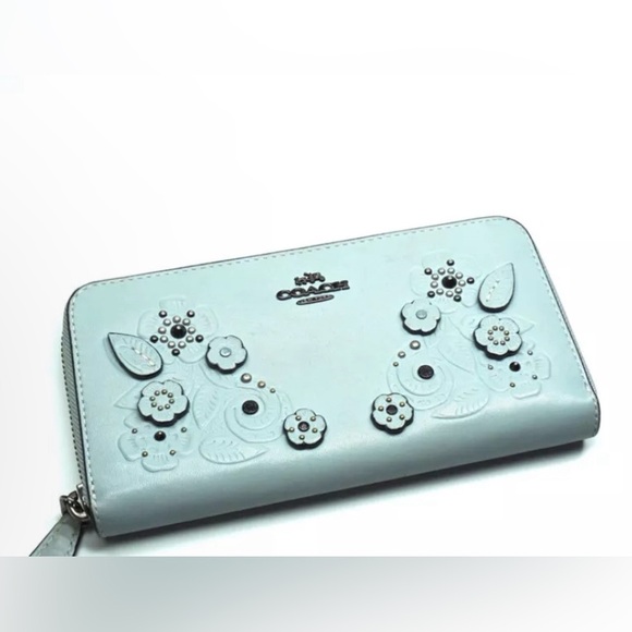 Coach | Bags | Coach Accordion Zip Tea Rose Tooling Wallet | Poshmark